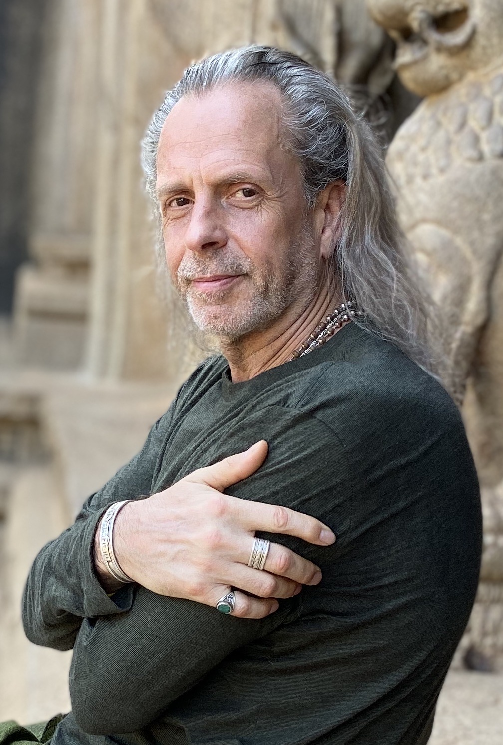 TAMUR TOHVER : Tohver Studio